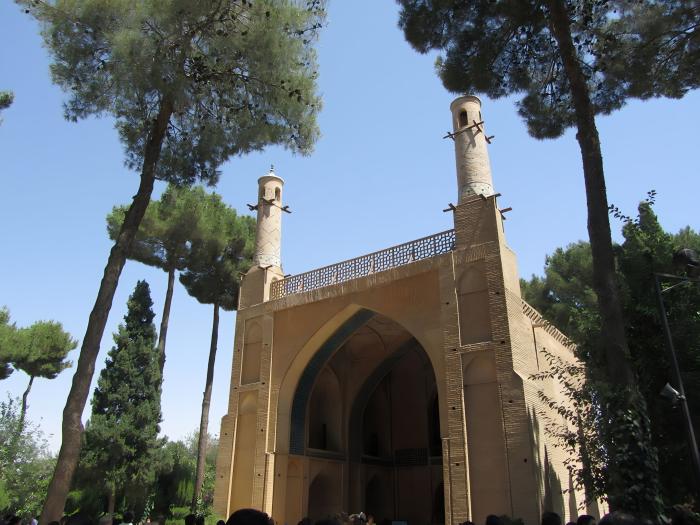 Monar Jonban | Tourist attractions in Isfahan