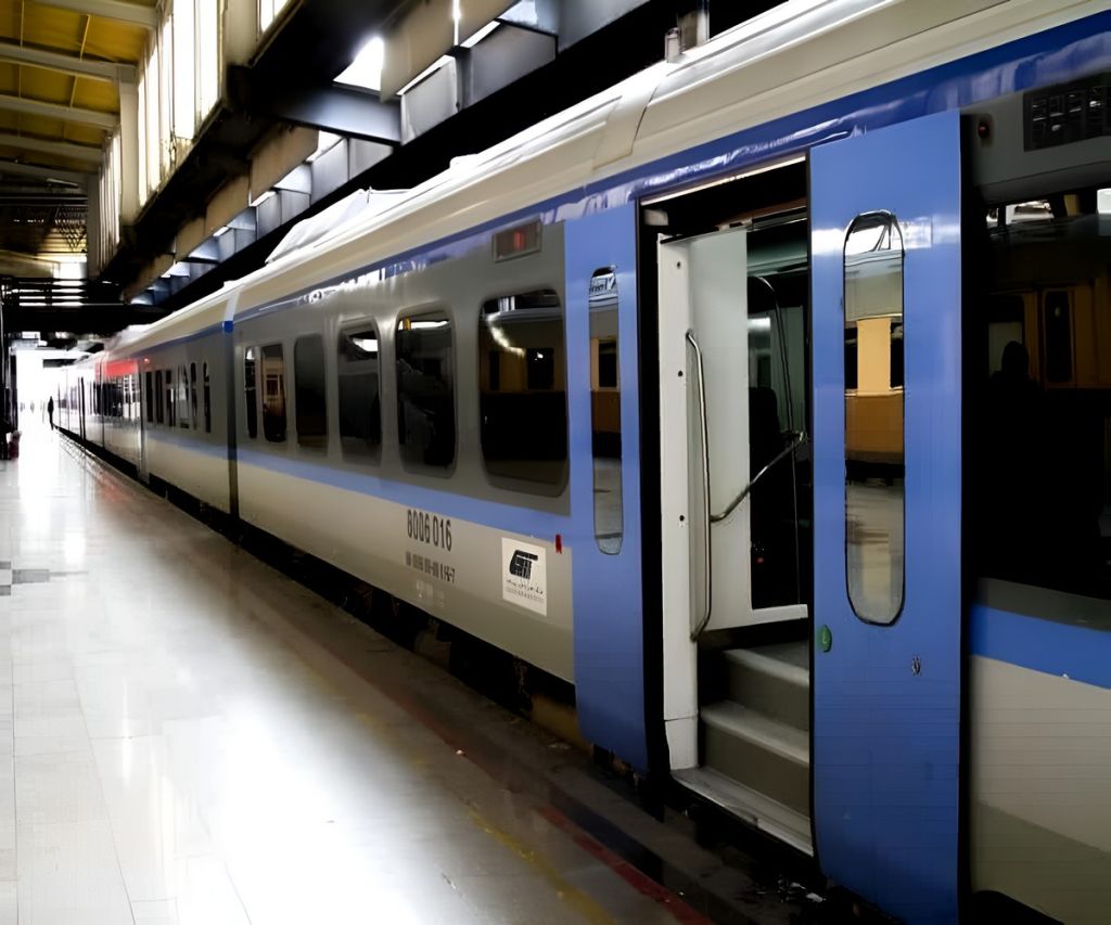 Tehran to Mashhad train
